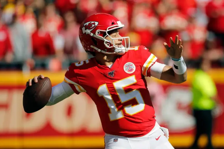 How far can patrick mahomes throw?